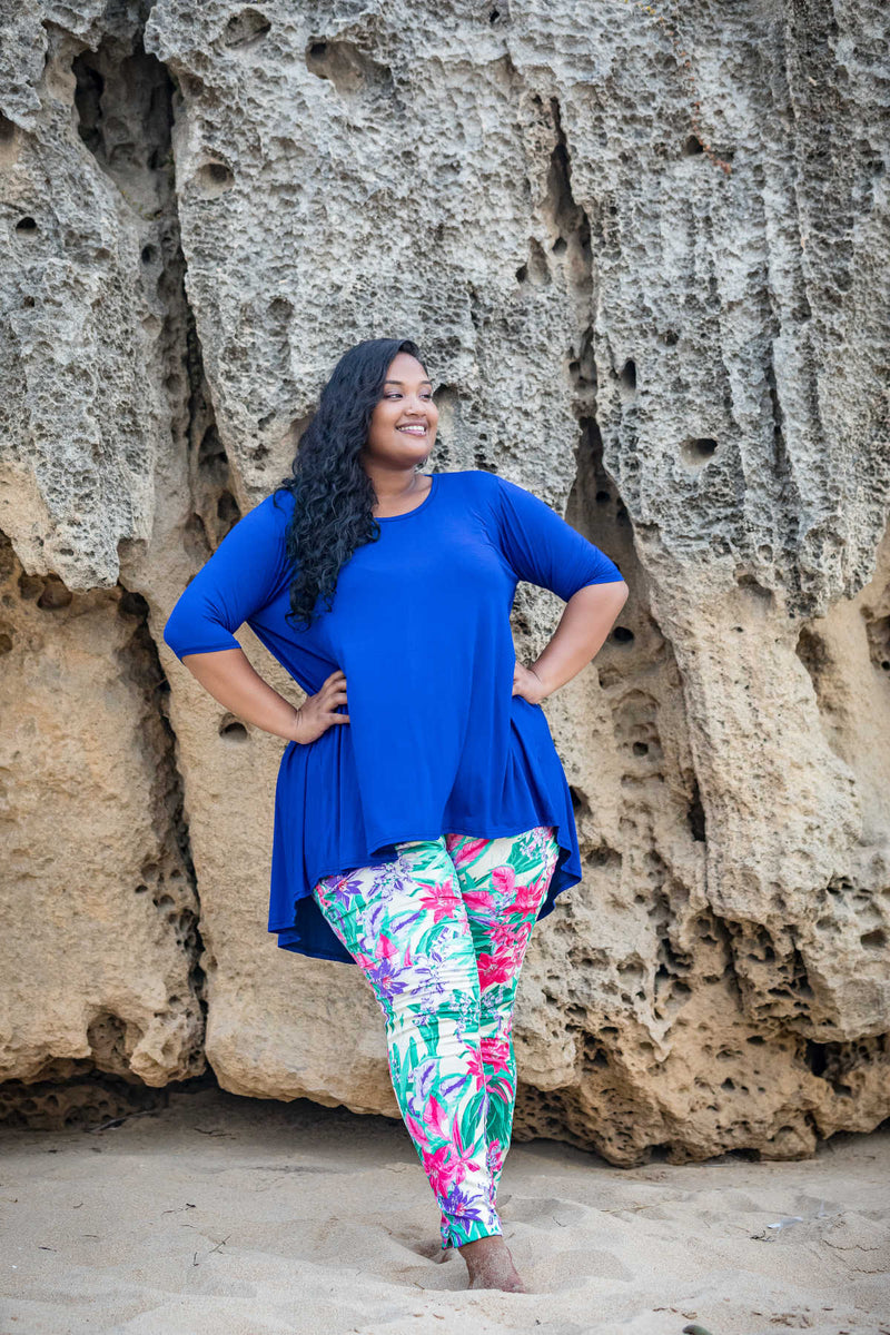 CIGAR LEG PANTS – FLORAL SATEEN – Roze Collection